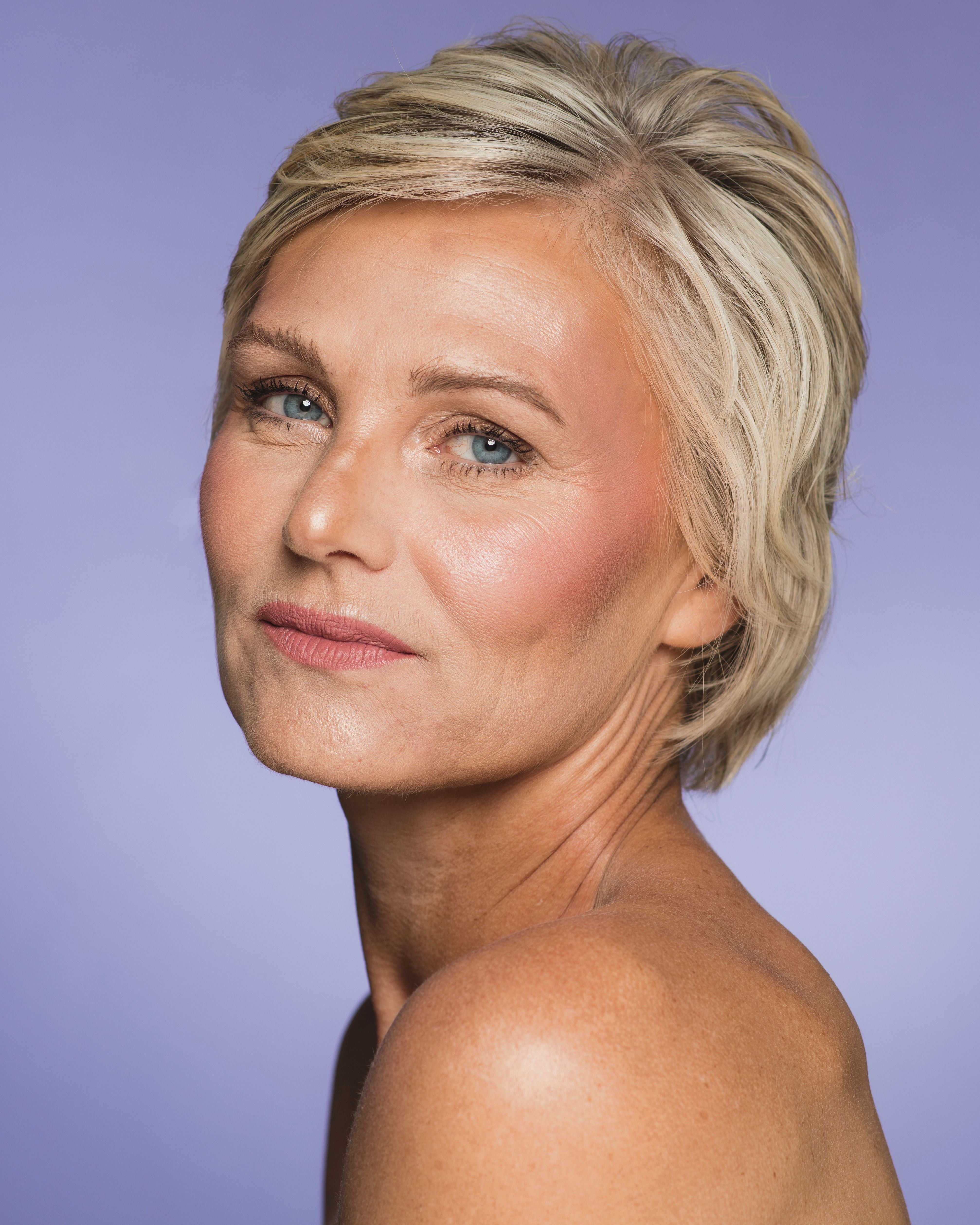 The Multi-Purpose Secret to Effortless Beauty: How to Use the Cheekbon ...