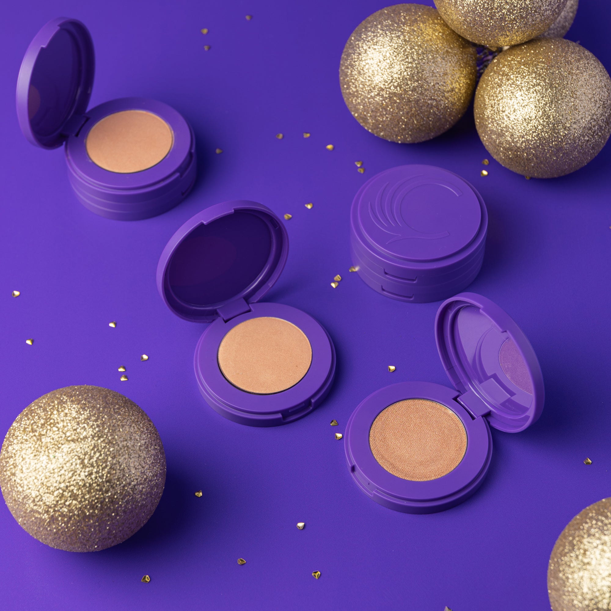 Cheekbone Beauty Unveils the Gold Shimmer Duo for a Glittering Holiday