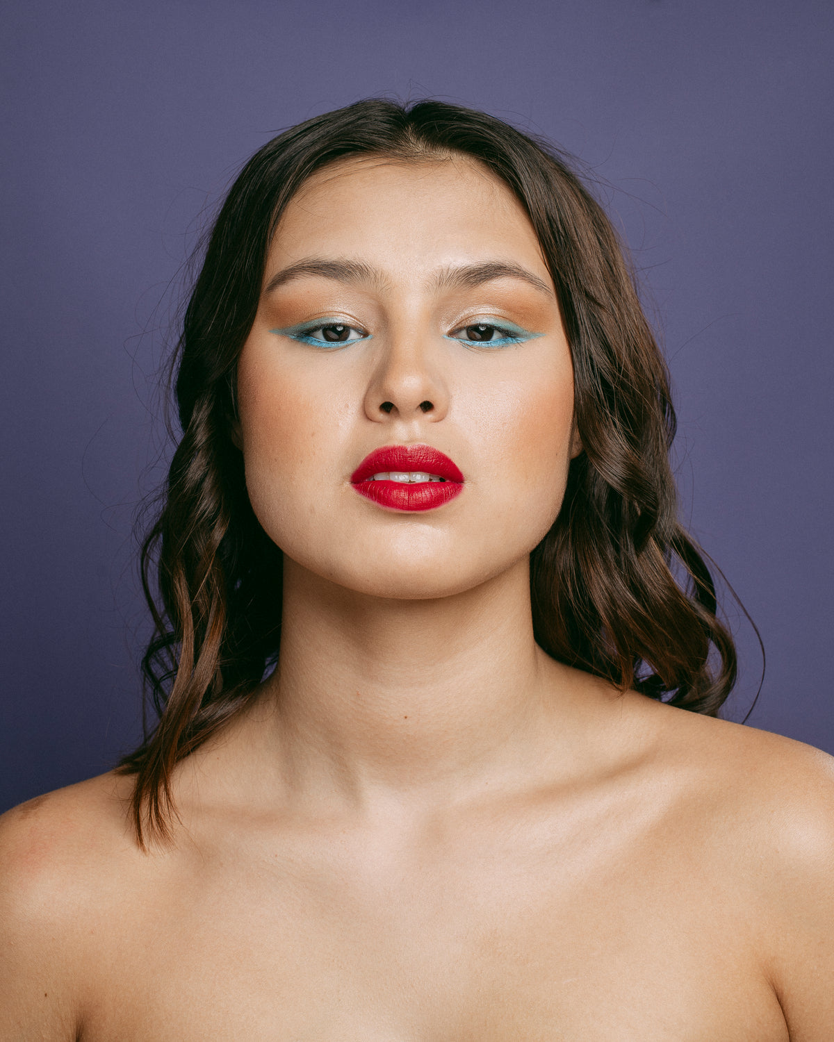Moon Dust Mattifying Powder | Cheekbone Beauty